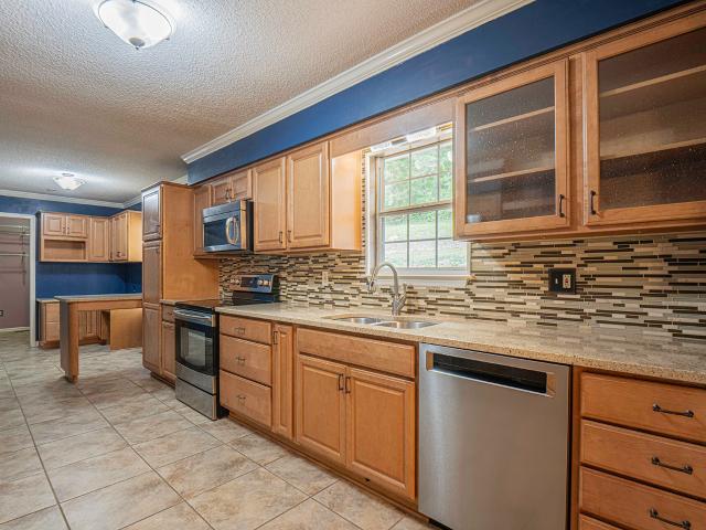 532 Eagle Cliff Drive
