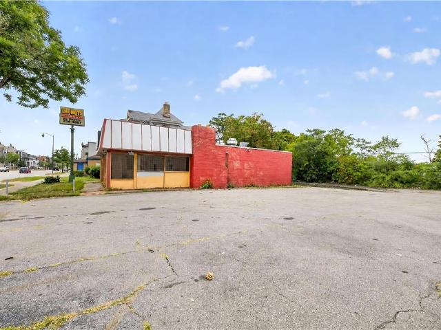 532 Lake Avenue