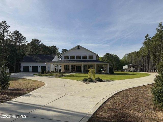 532 Lucas Rd, West End, NC 27376