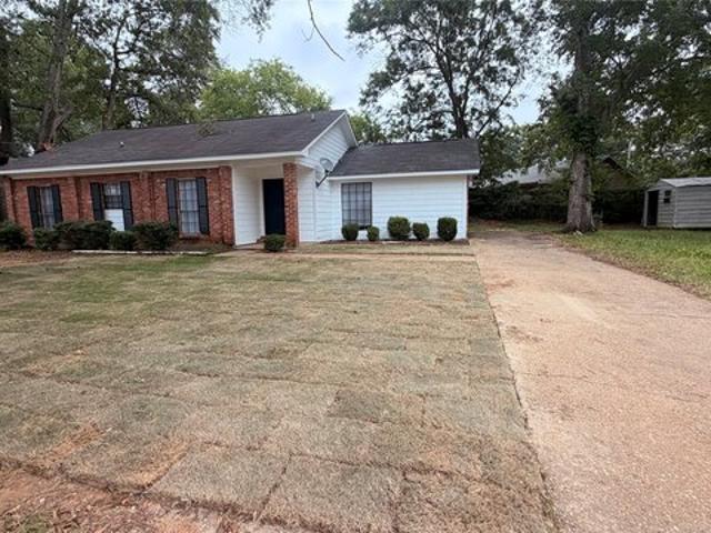 532 Lynnhurst Ct, Montgomery, AL 36117