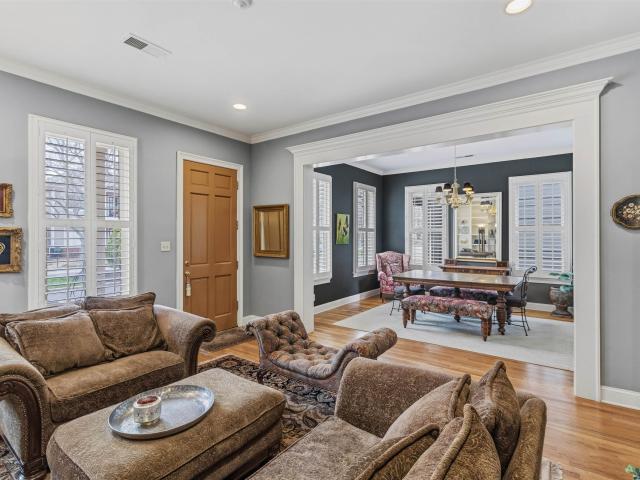 532 monteigne blvd