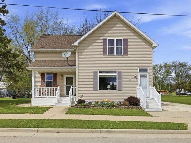 532 Mill St, Reedsville, WI 54230