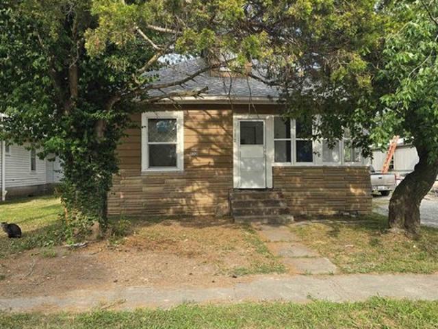 532 N Bush Ave, Hurst, IL 62949