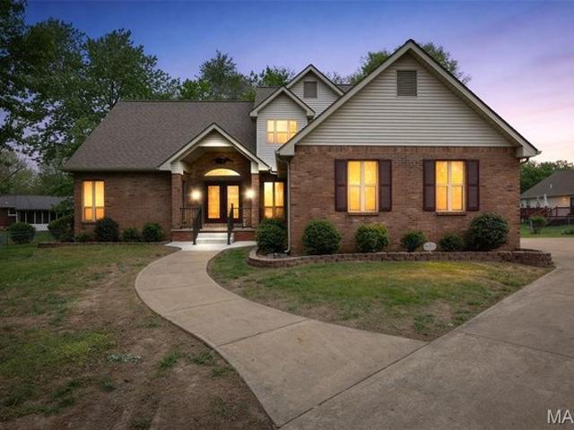 532 N Loretta Ct, Farmington, MO 63640