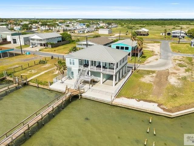 532 N Shore Dr, Port Mansfield, TX 78598