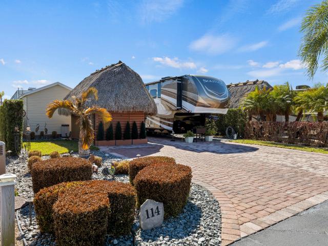 532 SW 38th Way, Okeechobee, FL 34974 | MLS #R11161 | Compass