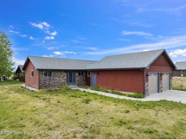 532 Palisade Trl, Driggs, ID 83422