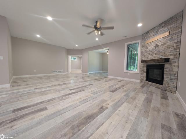 532 River Bend CT