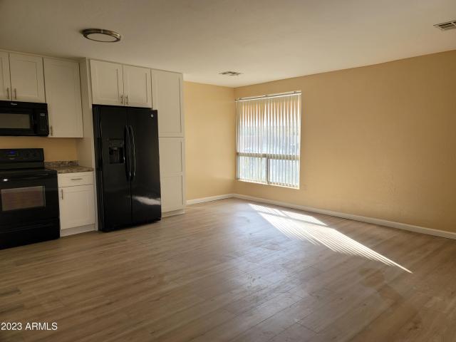 532 W 9th Street # Apt 101