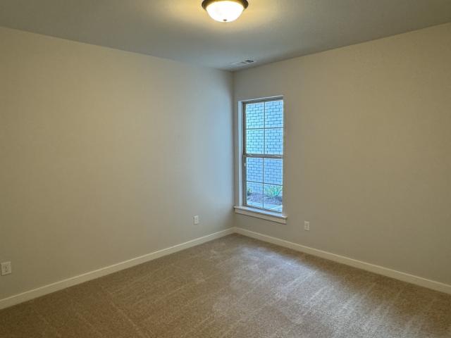 532 W Foxrun