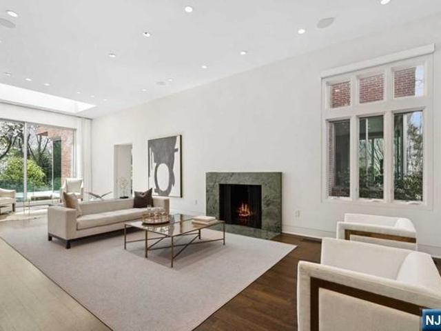 532 Winthrop Road