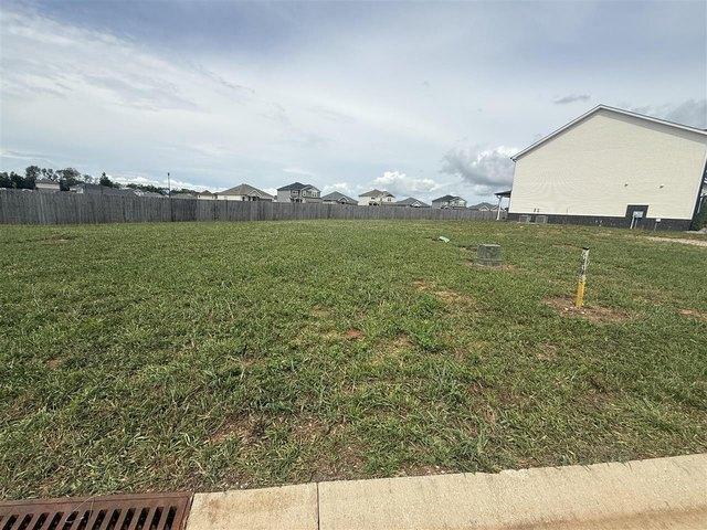 532 Yulan Cir, Bowling Green, KY 42104