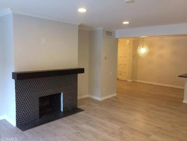 5334 Lindley Ave #122, Encino, CA 91316