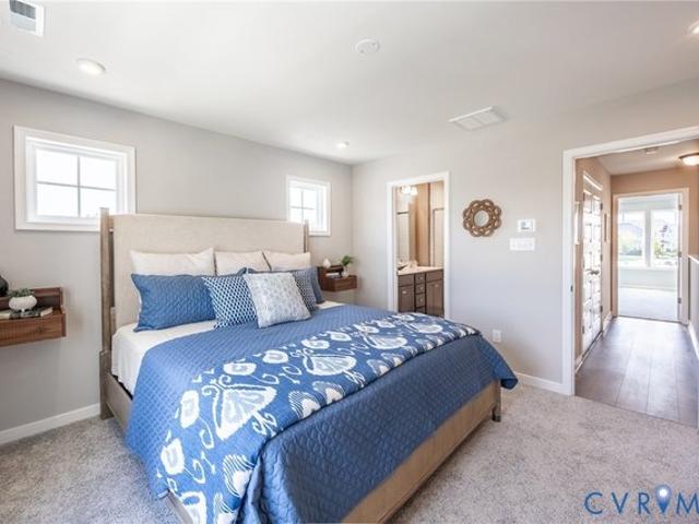 5334 Pointes End Way Unit 202, Glen Allen, VA 23059