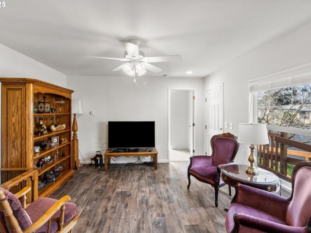 5335 main st # 187