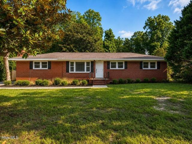 5335 Andover Rd, Wilmington, NC 28403