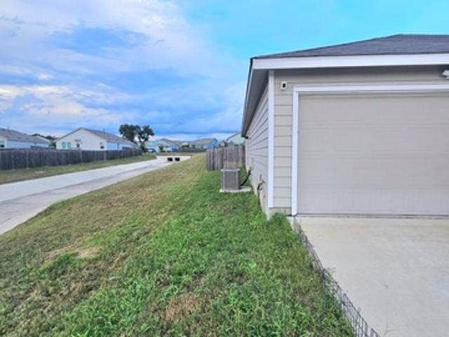 5335 Forbs Ln