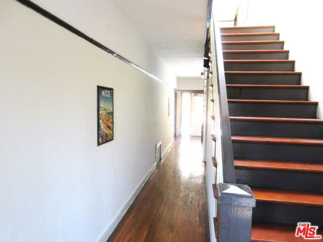 5336 Monroe Street 6