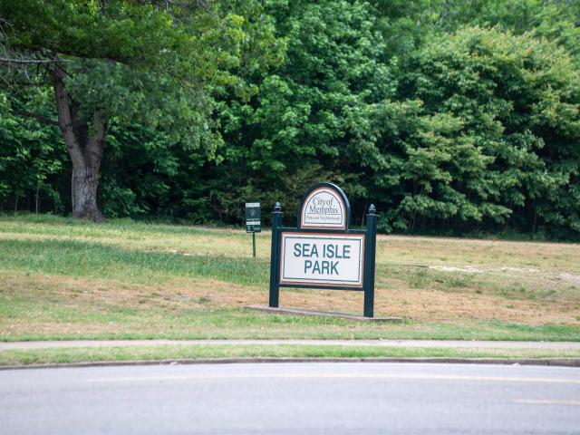 5336 rolling oaks dr