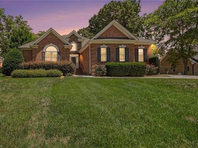 5337 McKinney Ct, Walkertown, NC 27051