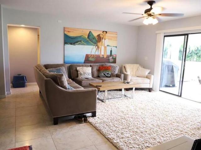 5337 Fountains Dr S, Lake Worth, FL 33467