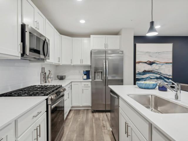 5337 Long Pointe Pass