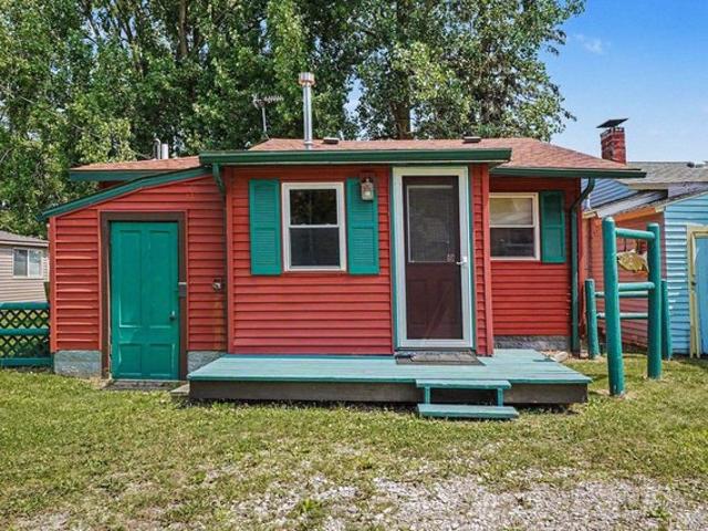 5337 Shady Ln, Standish, MI 48658