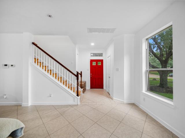 5338 Summit Hollow Drive