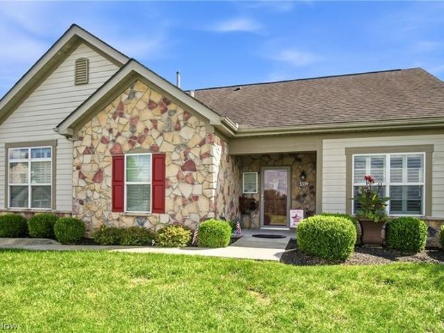 5339 W Sheffield Cir, Zanesville, OH 43701