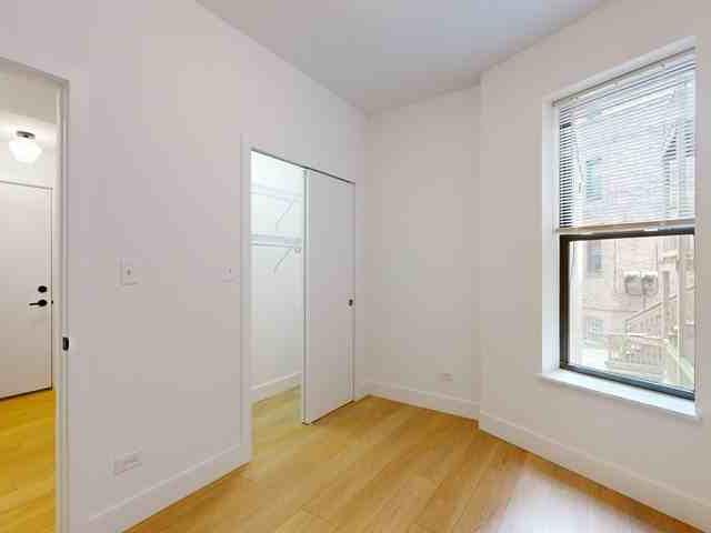 5339 5345 S. Woodlawn Avenue 3 Bedroom Apartment for Rent at 5339 S Woodlawn Ave, Chicago, IL 60615 Hyde Park