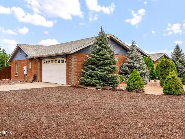 5330 April Pl, Pinedale, AZ 85901 | MLS #7012 | Compass
