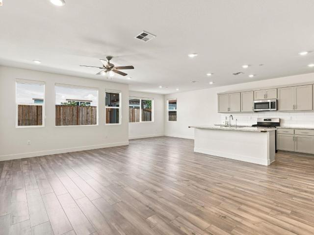 5330 Clauzetto Way