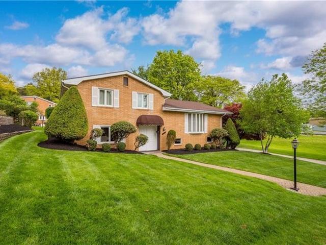 5330 Tomfran Dr, Pittsburgh, PA 15236