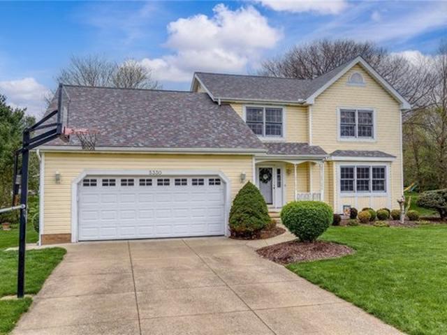 5330 Young Rd, Stow, OH 44224