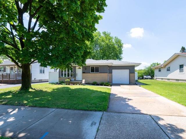 5331 Marboro Dr, Racine, WI 53406