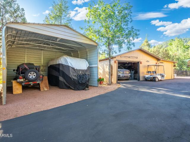 5332 n cleonna drive