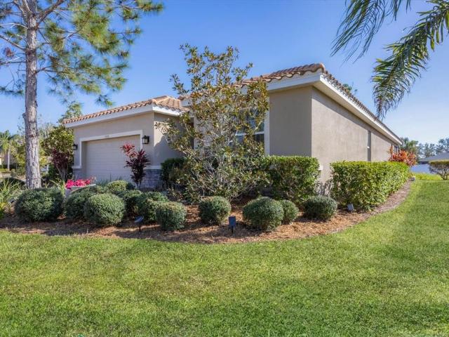 5333 Charlie Brown Ln, Sarasota, FL 34233 | MLS #A4689