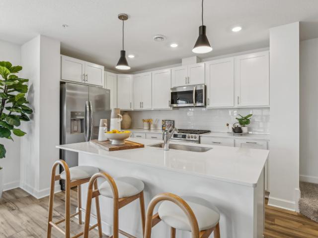 5333 Long Pointe Pass