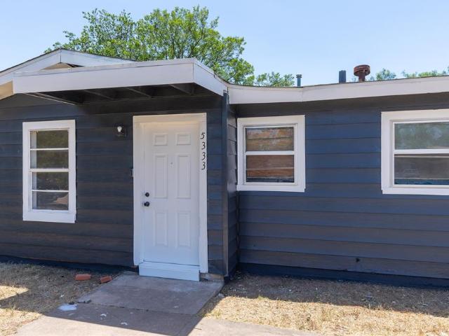5333 Taos Drive