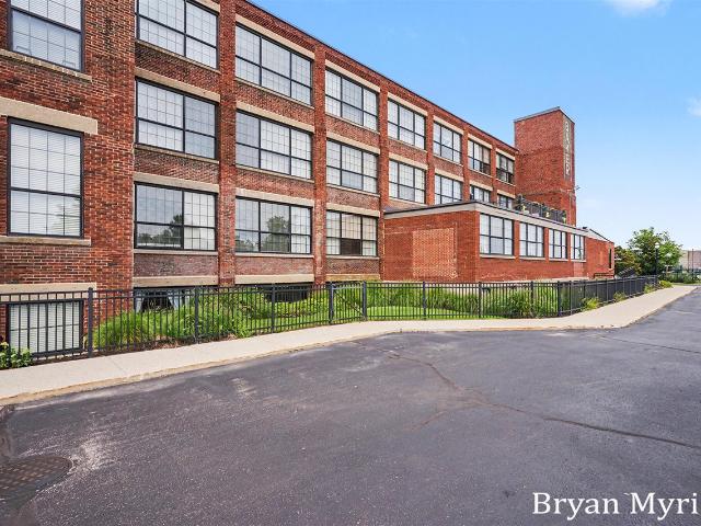 533 Columbia Avenue # 009