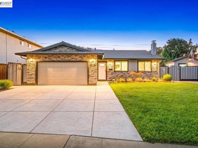533 Cinnabar Dr, Livermore, CA 94550