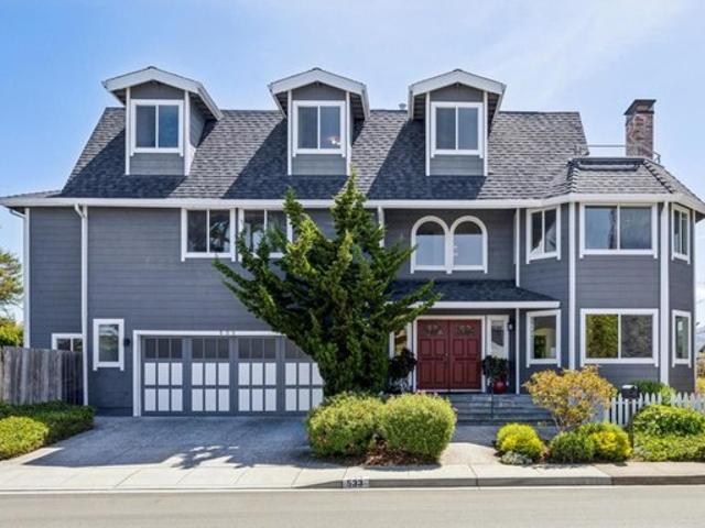 533 Alsace Loraine Ave, Half Moon Bay, CA 94019