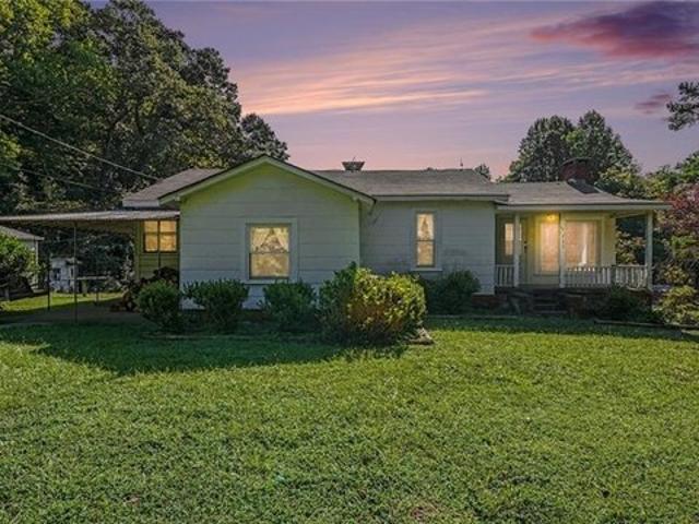 533 Bonkemeyer Dr, Randleman, NC 27317