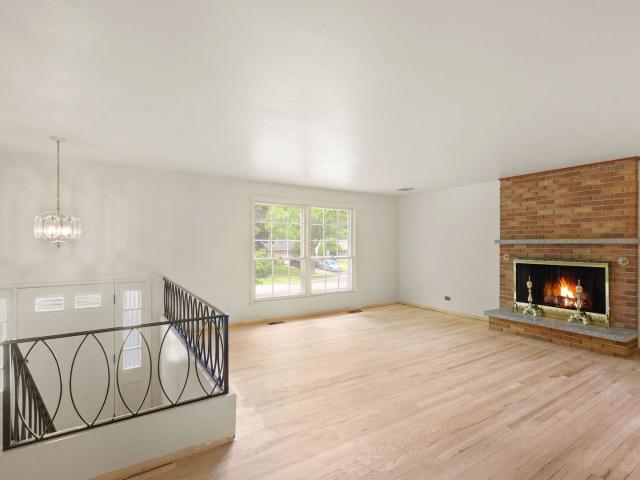 533 Bahama Lane