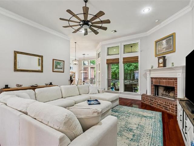 533 Belle Pointe Loop