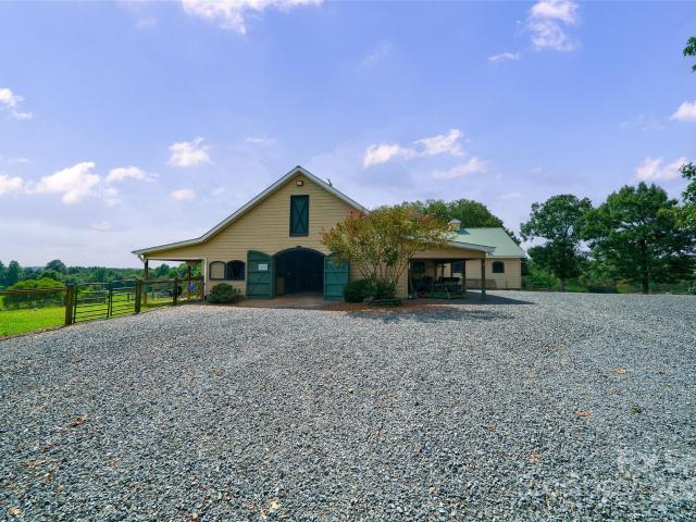 533 Blonnie Ross Road