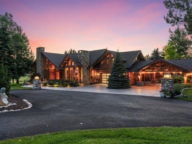 533 Diamond 3 Rd, Corvallis, MT 59828