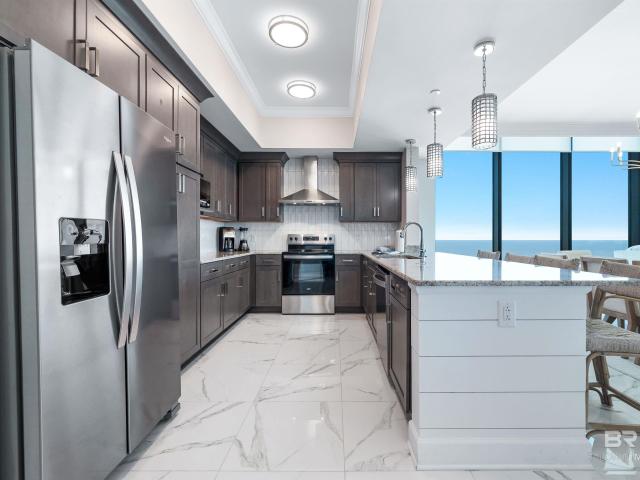 533 E Beach Boulevard 1805