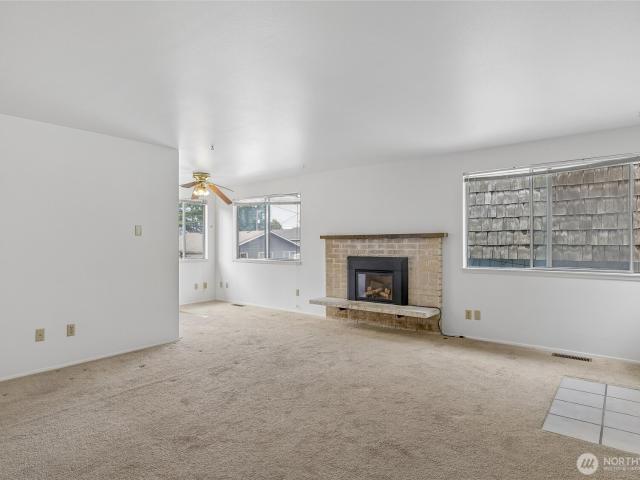 533 N 104th # B