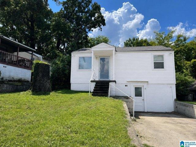 533 Seminole Cir, Fairfield, AL 35064